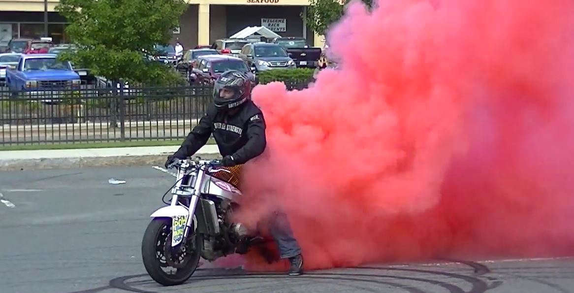 Shinko Smoke Bomb – Red Smoke | Bike-urious