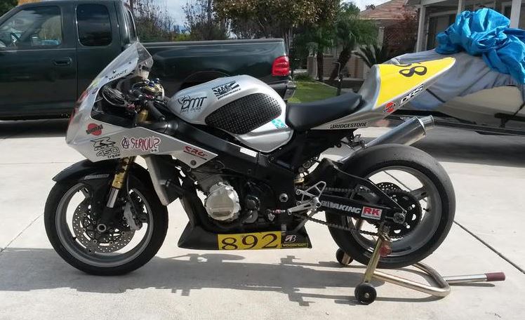 Suzuki GSX-R 450 Triple – Left Side | Bike-urious