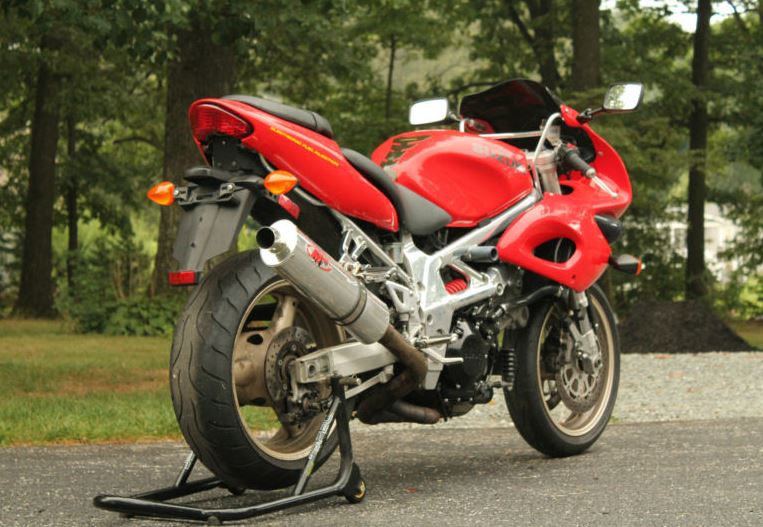 Suzuki TL1000S – Rear Right | Bike-urious