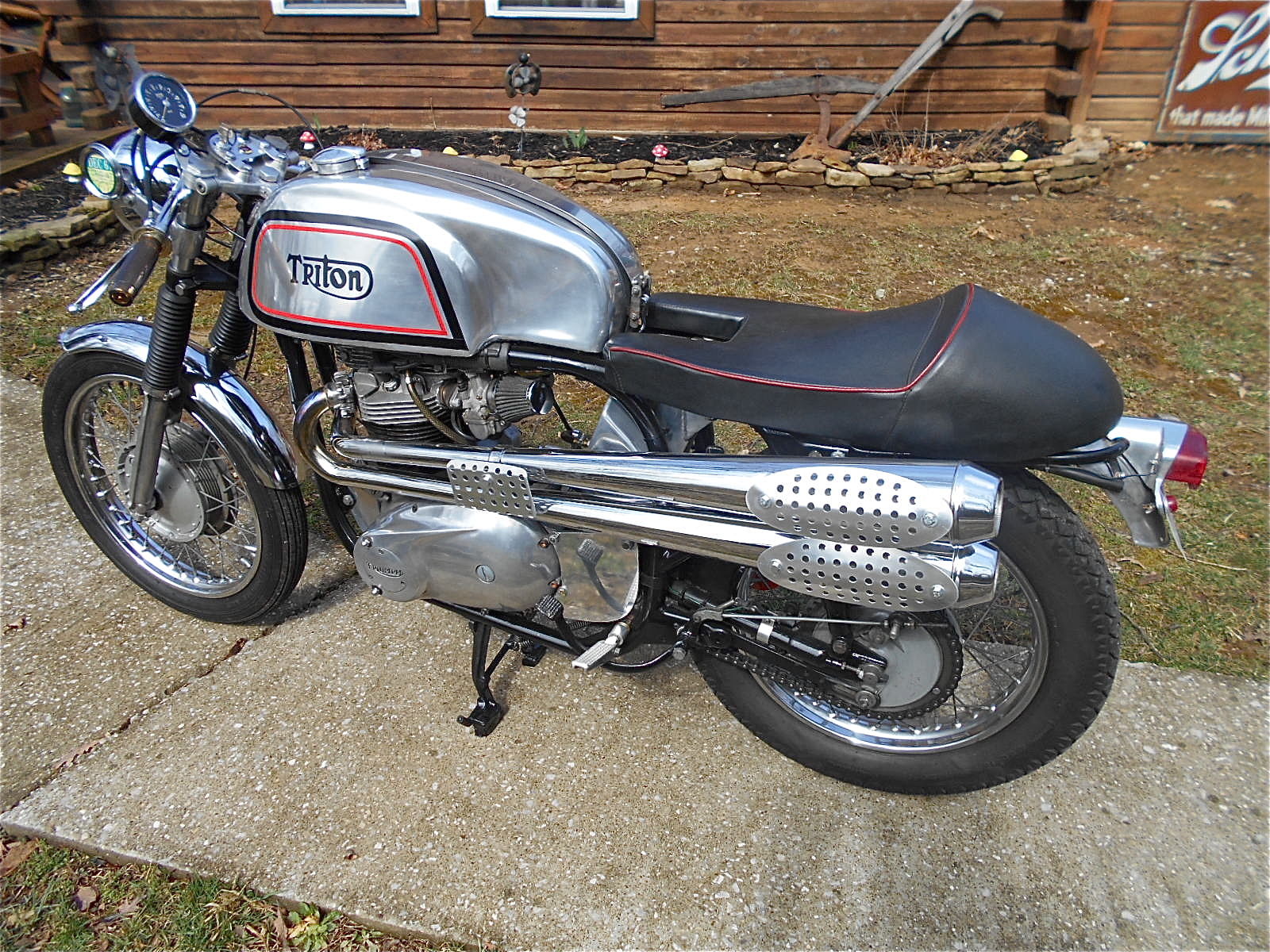 Triton – Left Side | Bike-urious