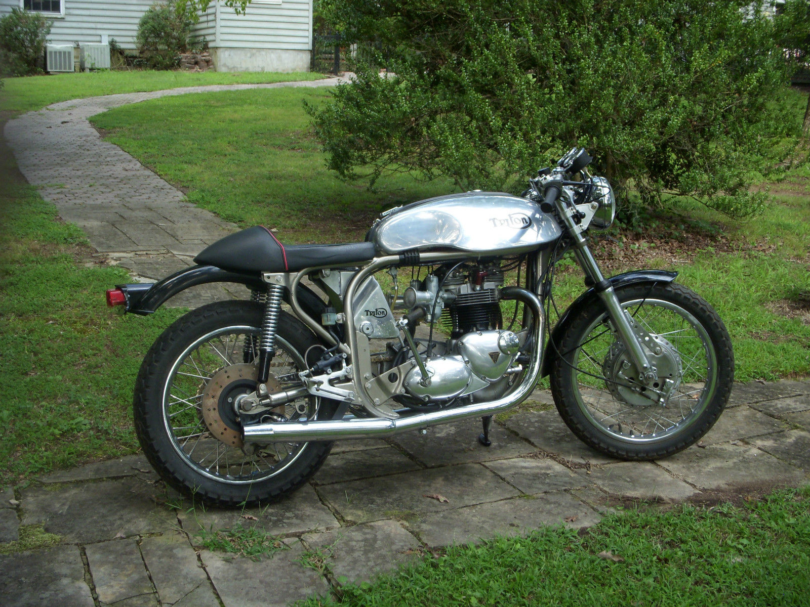 Triton – Right Side | Bike-urious