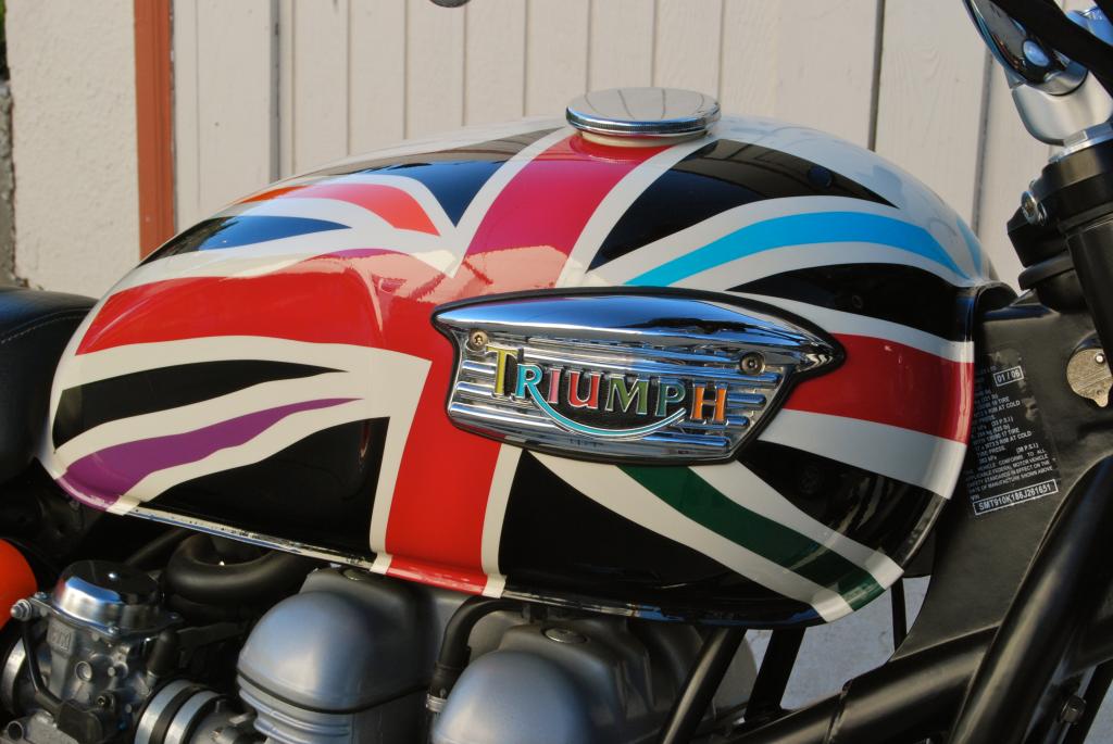 Triumph Bonneville Multi-Union – Tank | Bike-urious