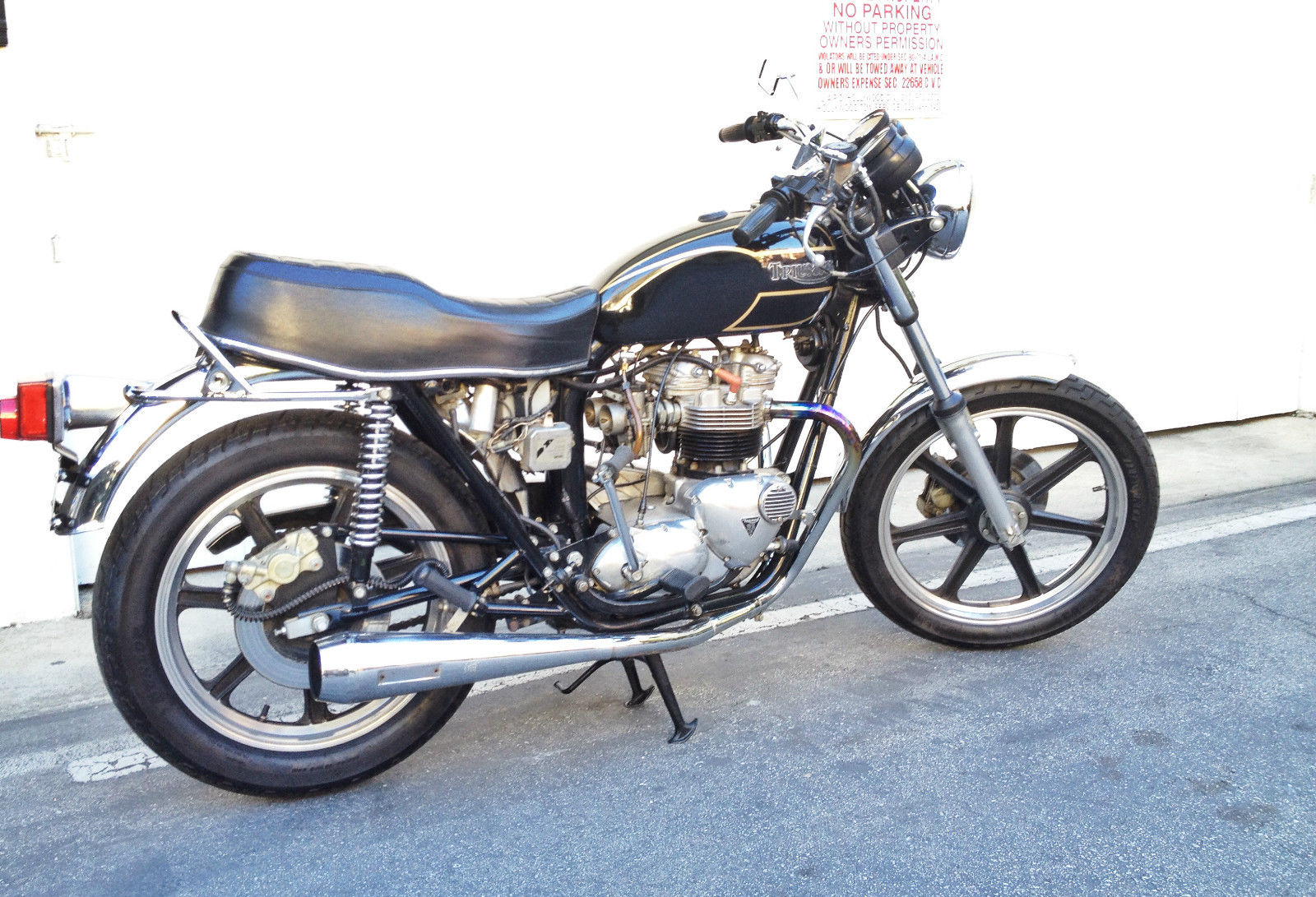 Triumph Bonneville T140D Special – Right Cover | Bike-urious
