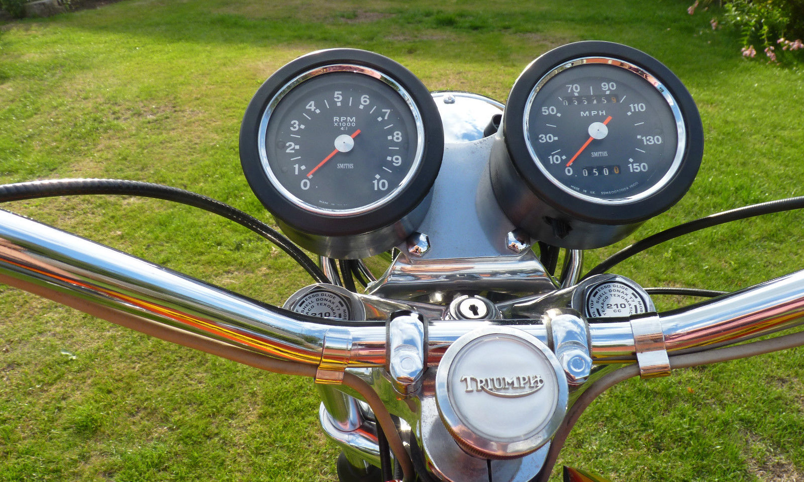 Triumph Hurricane – Gauges | Bike-urious