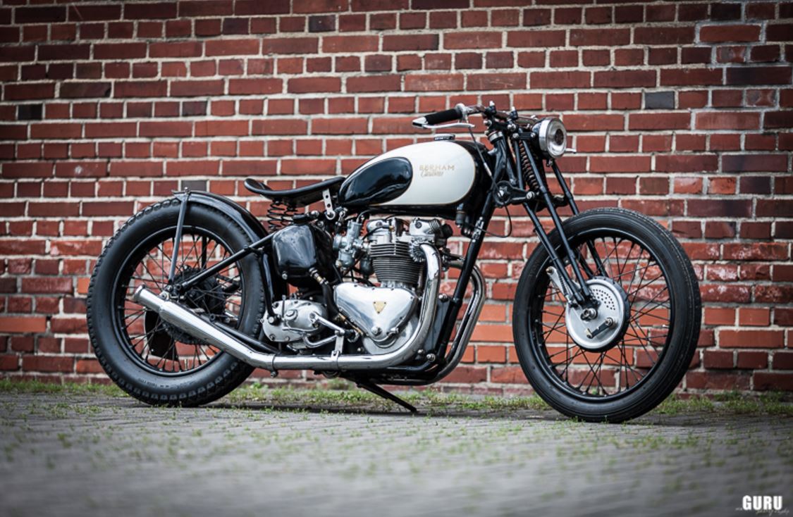 Triumph Speed Twin 5T Custom – Front Right | Bike-urious