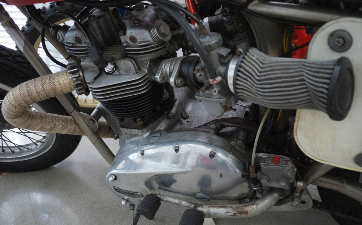 Triumph Street Tracker – Engine | Bike-urious