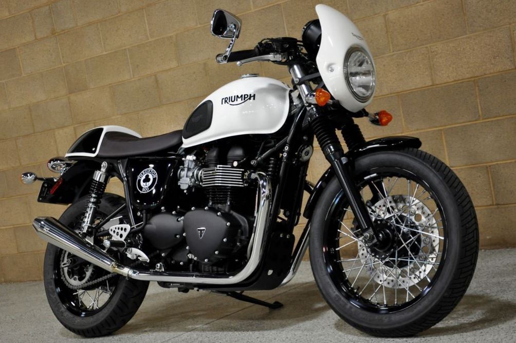 Triumph Thruxton Ace Special Edition – Front Right | Bike-urious