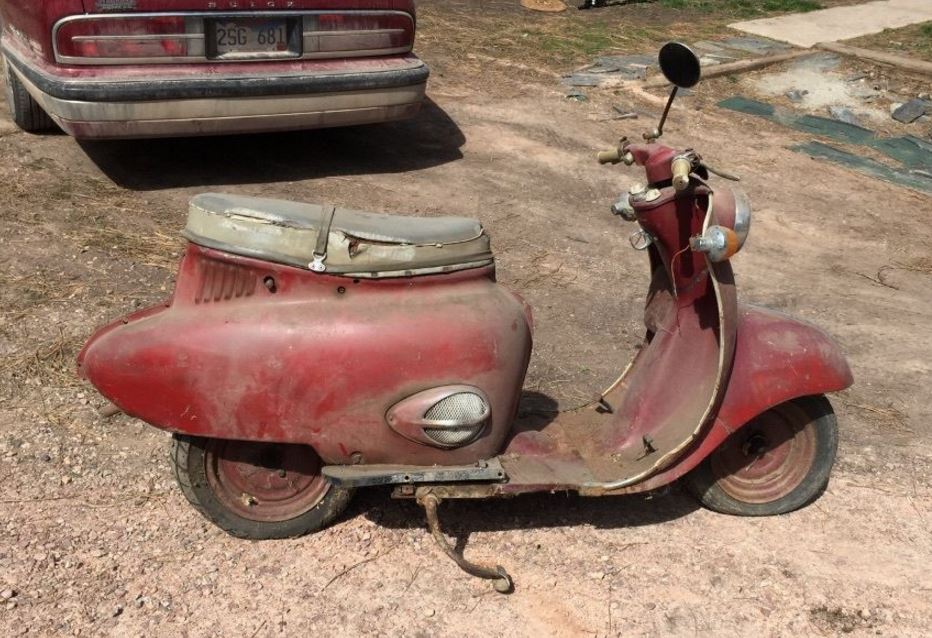 Triumph Tigress – Right Side | Bike-urious