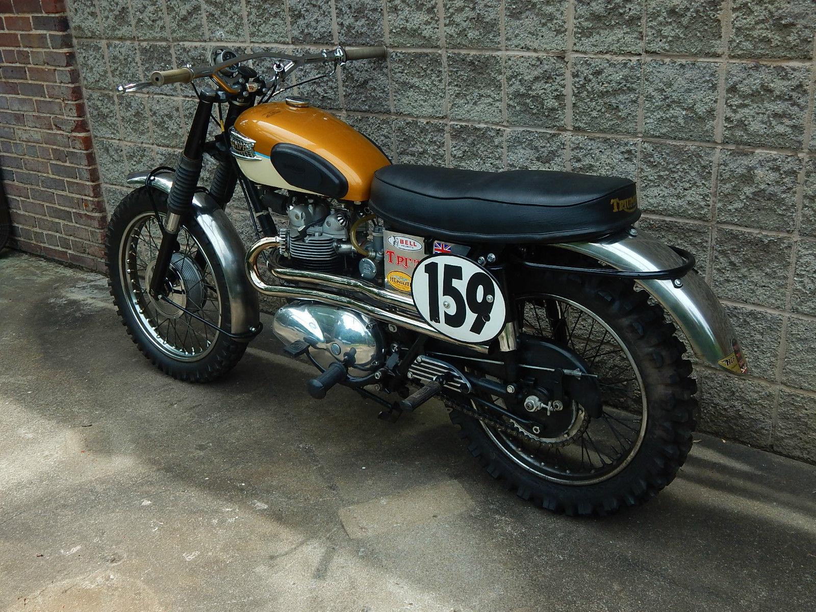 Triumph Trophy T100C – Left Side | Bike-urious