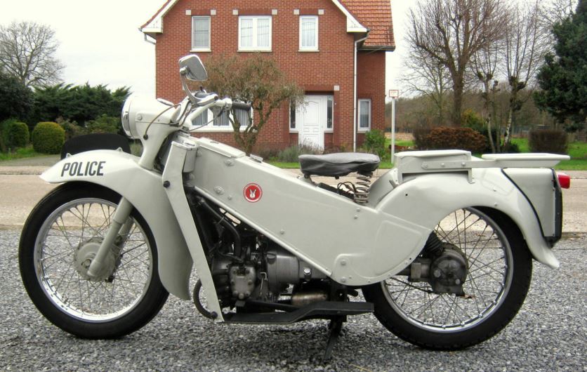 Velocette LE Noddy – Left Side | Bike-urious