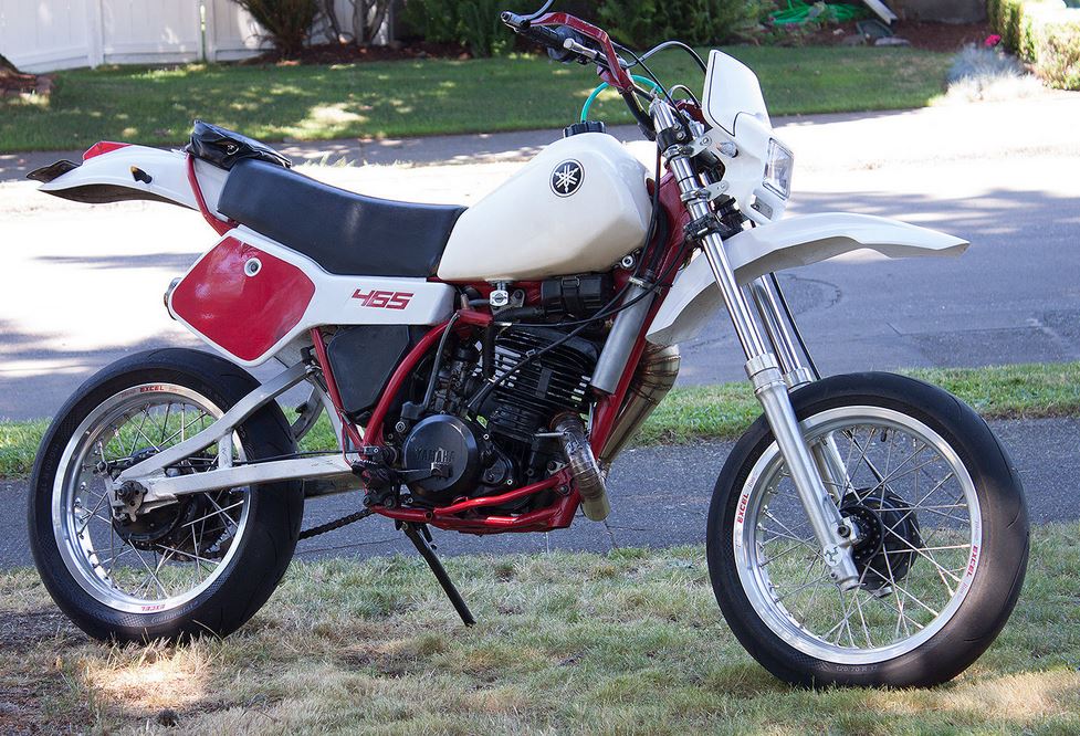 Yamaha IT465 – Right Side | Bike-urious