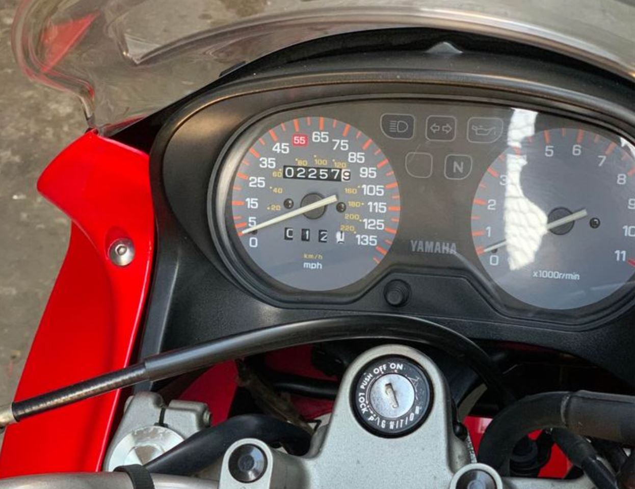Yamaha Seca 2 – Gauges | Bike-urious