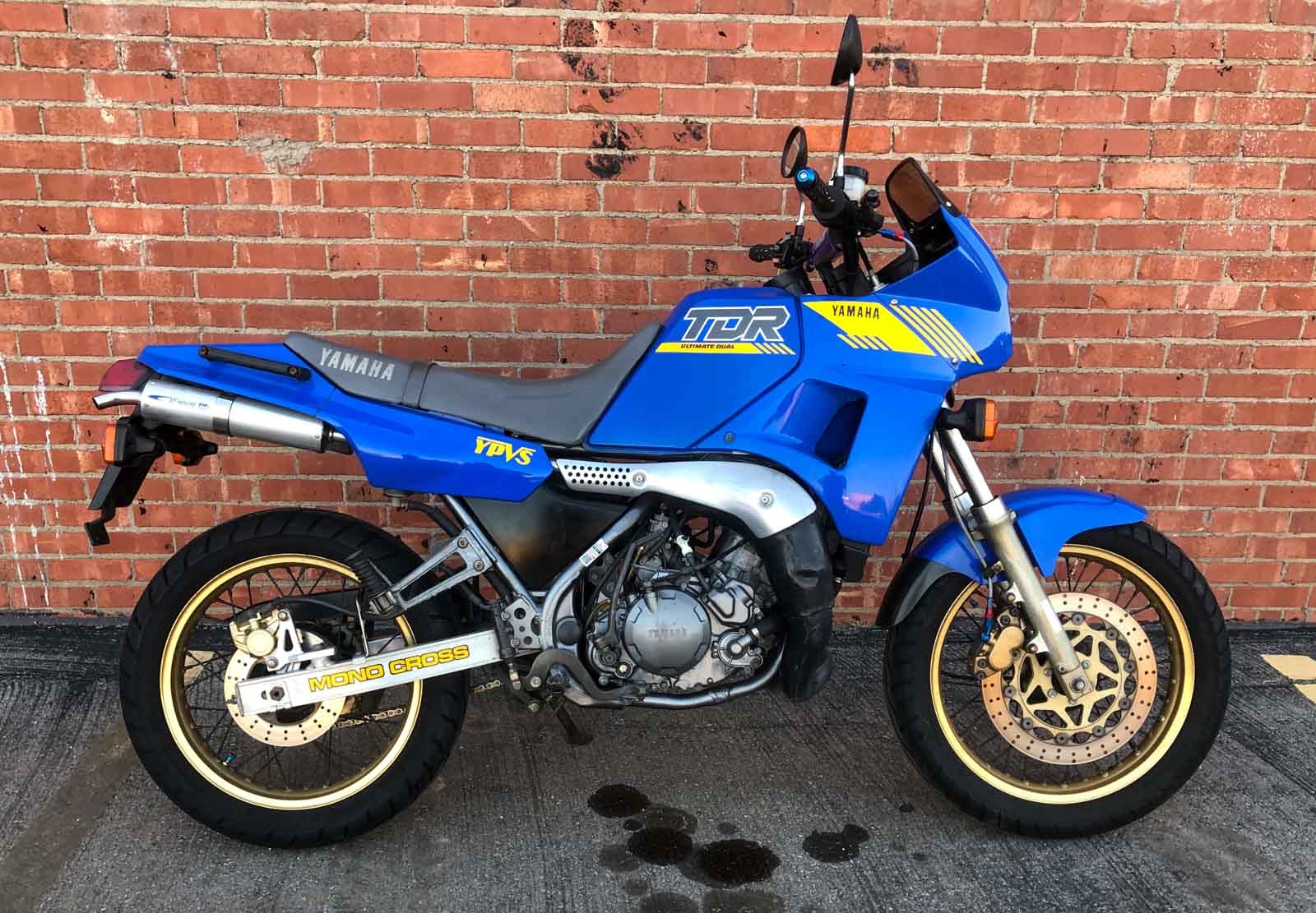 Yamaha TDR250 – Right Side Brick | Bike-urious